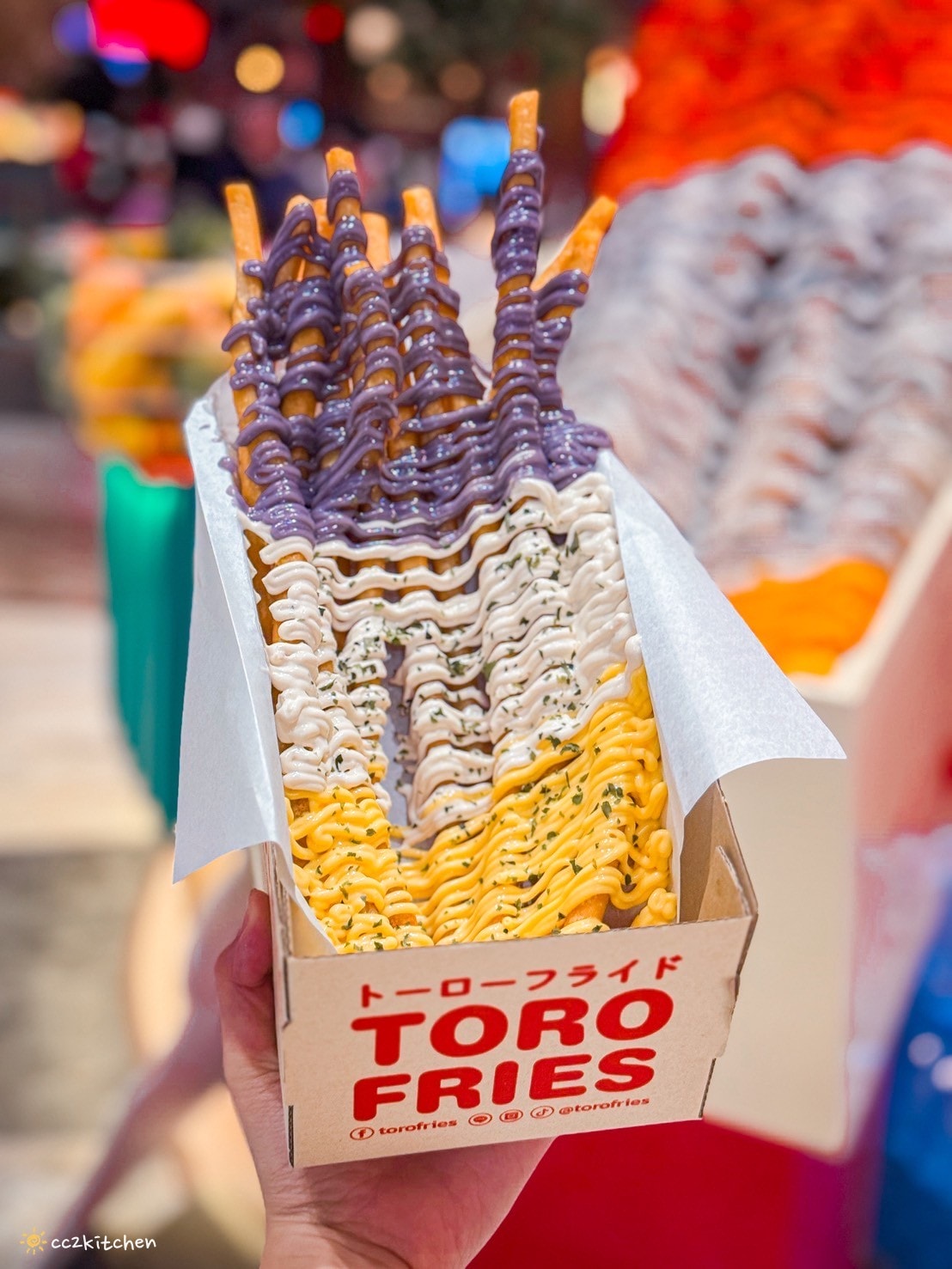 【2026泰國自由行】泰浮誇！「Toro Fries Signature」泰國曼谷必吃長達30公分的起司薯條～隱藏ICONSIAM 暹羅天地的 ...