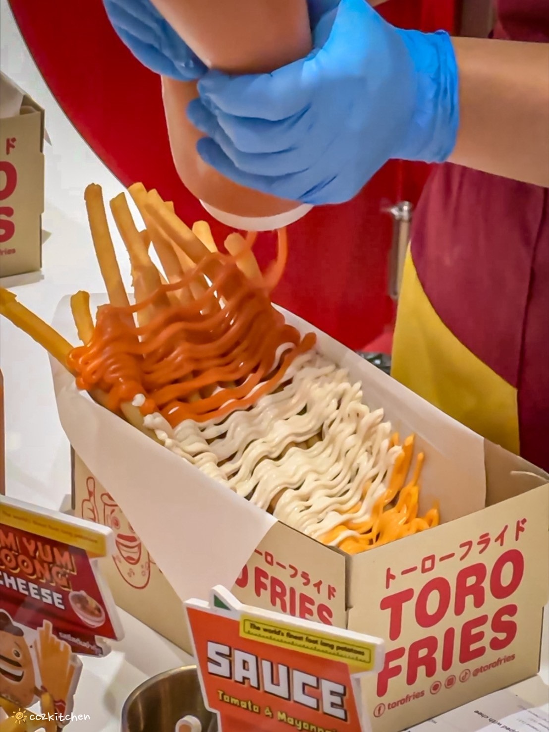 【2026泰國自由行】泰浮誇！「Toro Fries Signature」泰國曼谷必吃長達30公分的起司薯條～隱藏ICONSIAM 暹羅天地的 ...